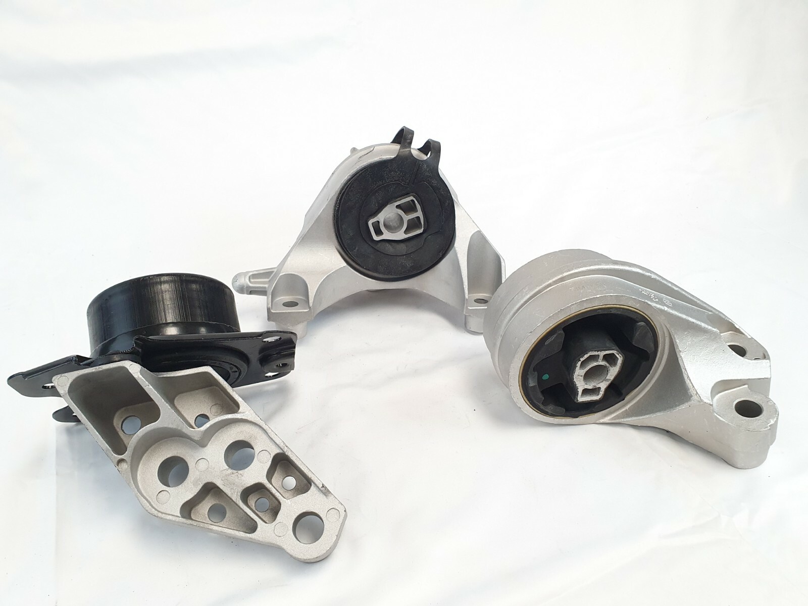 AUTOMATIC Trans Mounts 3PCS Set for Chevrolet Equinox, GMC Terrain 17 ...