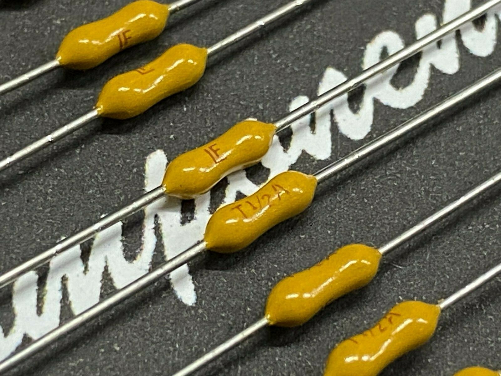 10pcs- Littelfuse 1/2A (500mA 0.5A) 125V pico fuse / Picofuse Axial ...