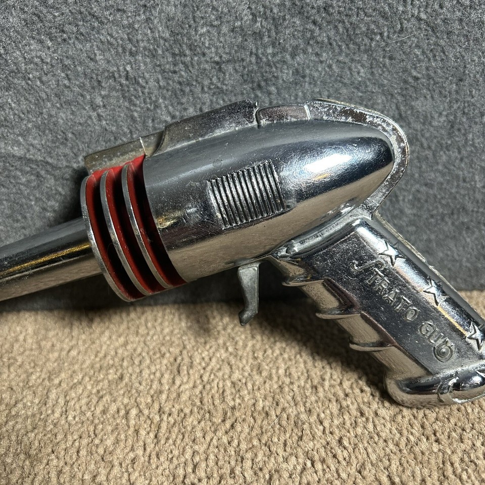 1952 Futuristic Prod. STRATO GUN Pristine working Cap Gun Ray gun Space ...