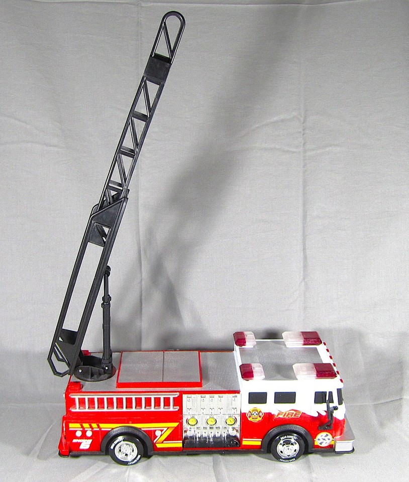 Road Rippers Tonka Ladder Fire Engine Truck. Motion, Sound &Lights. Lot ...