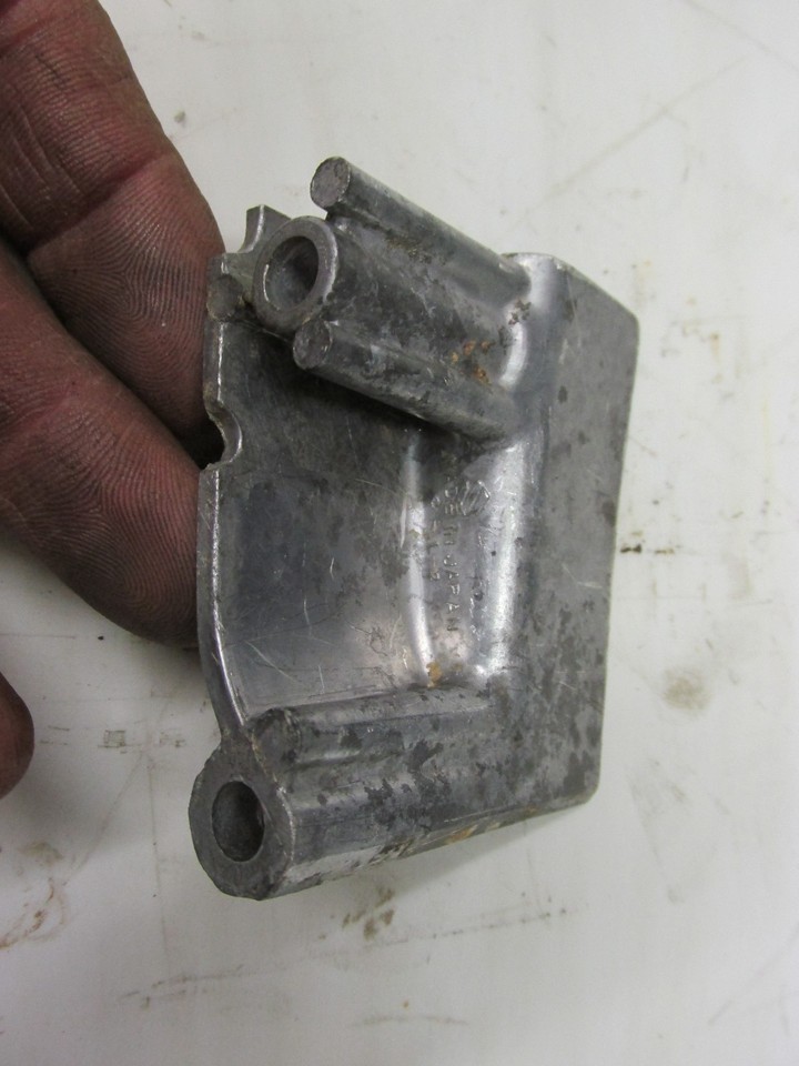 SUZUKI T250 T 250 HUSTLER SCRAMBLER ENGINE LOWER SMALL GUARD 1970 S3 | eBay