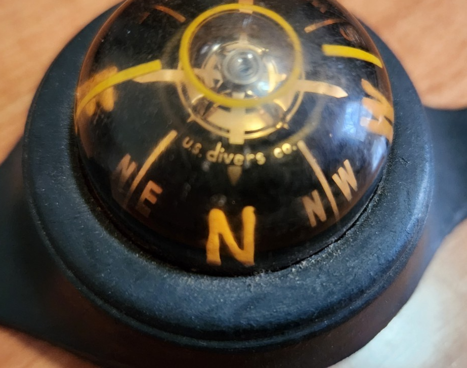 VINTAGE SCUBA DIVING U.S. DIVERS CO. BUBBLE COMPASS | eBay