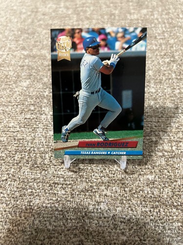 1992 Fleer Ultra #139 Ivan Rodriguez ROOKIE CARD | eBay