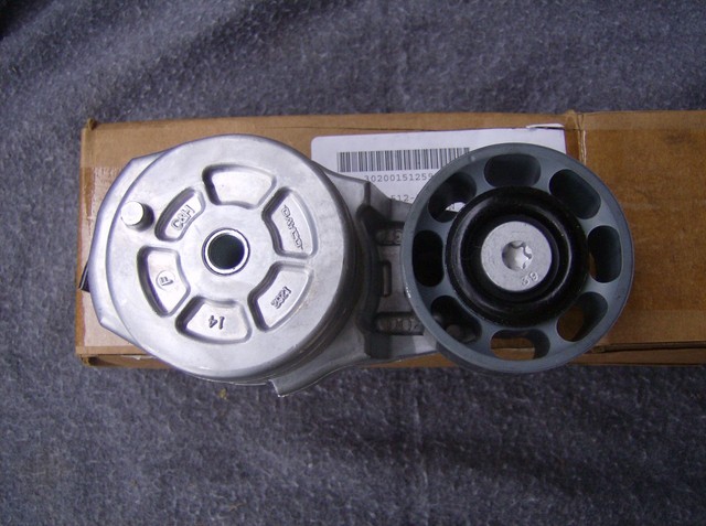 International Cat Diesel Engine Belt Tensioner Pulley Dayco Part ...