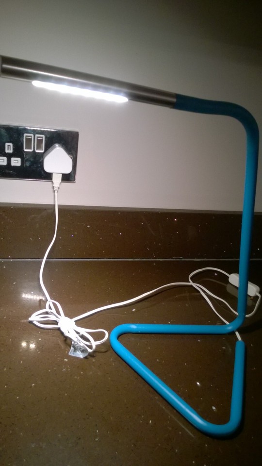 Ikea HARTE LED Work Desk Lamp with USB Port, Modern Bendy Metal Pipe ...
