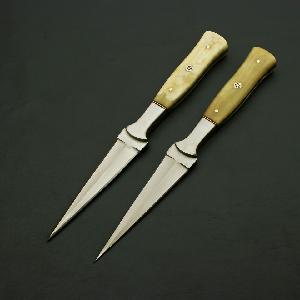 LOT OF 2 CUSTOM HAND MADE D2 BLADE CUSTOM CAMEL BONE BOOT DAGGER/STEEL ...