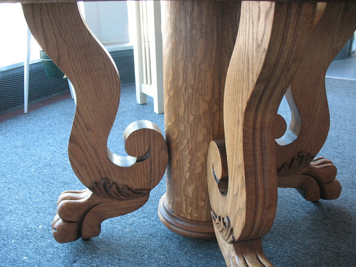 Lions Claw Table
