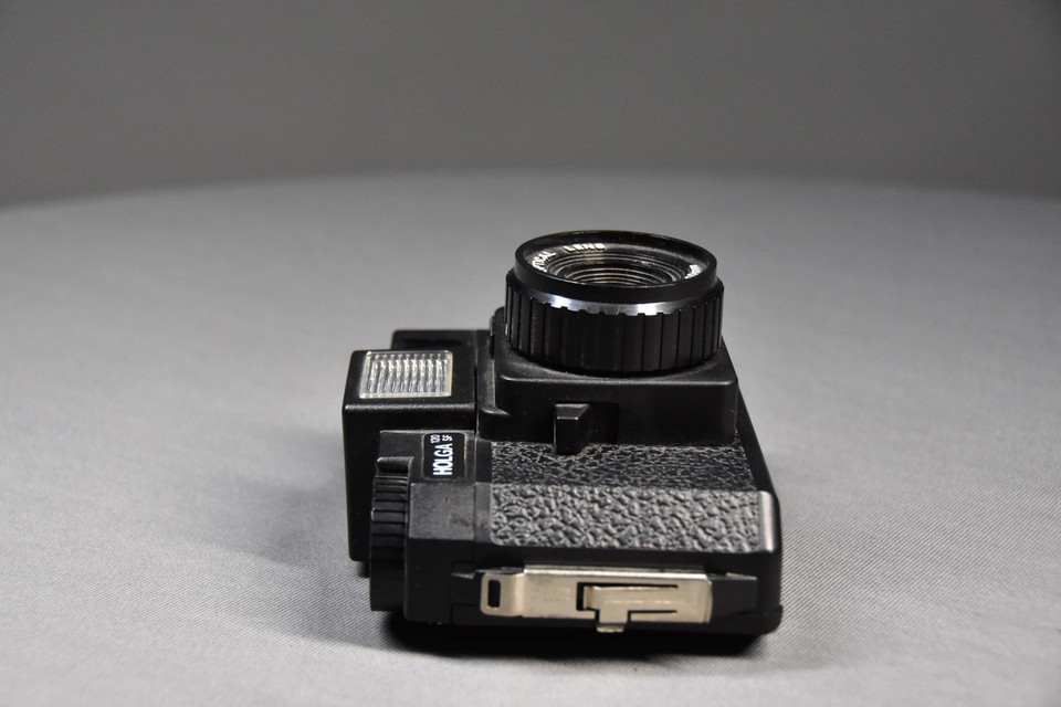 Camera Holga 120 SF Film Camera Box Vintage Black Strap Built-in Flash ...