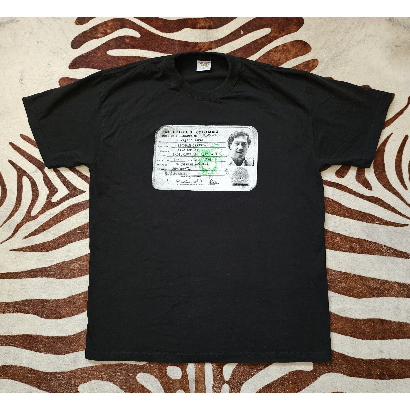 Vintage Pablo Escobar Mugshot ID Card Double Sided T-… - Gem