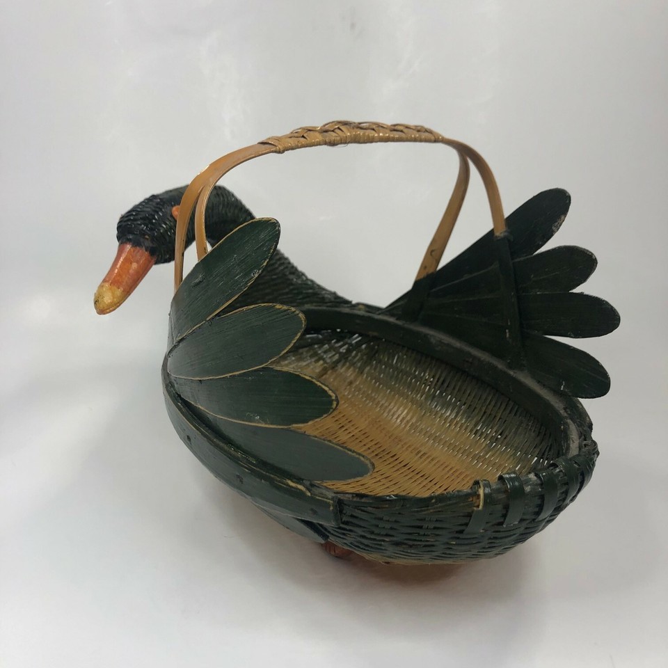 Vtg Zhejiang Small Goose Duck Basket Bamboo Rattan Wicker Handicrafts ...
