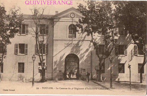 CP3185 - CARTE POSTALE 83 TOULON CASERNE DU 4e REGIMENT D'INFANTERIE ...