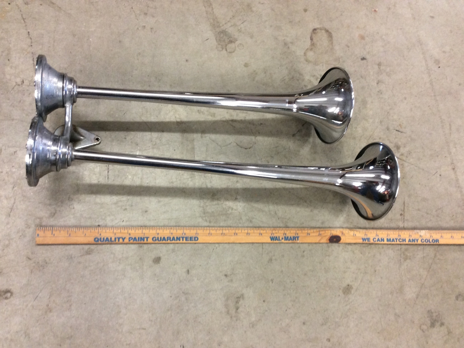 Grover Products Of Los Angeles Dual Air Horns Ford GM Mopar | Y37 ...