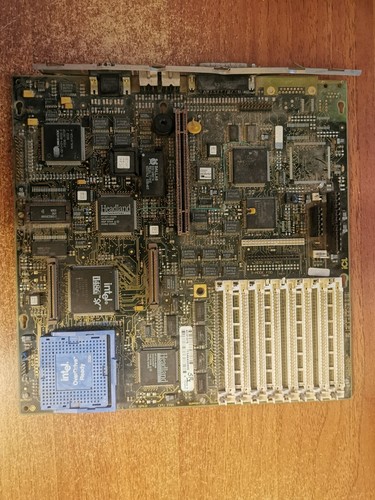 Fujitsu AC41375 motherboard, i486SX-33 cpu Overdrive socket and ...