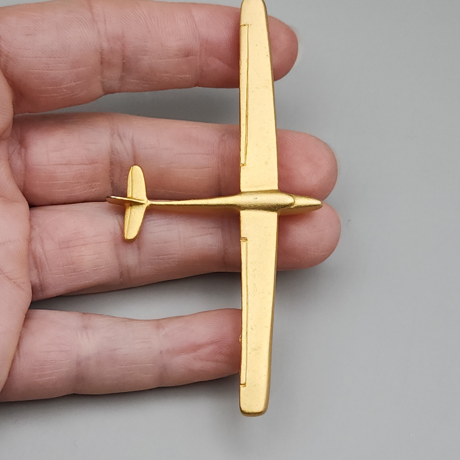 Gold tone Glider Airplane Pin Vintage Lake 3"X2" Broo… - Gem