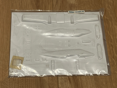 Vac Form Bagged Model Kit - Beech King Air 200 1/72 | eBay UK