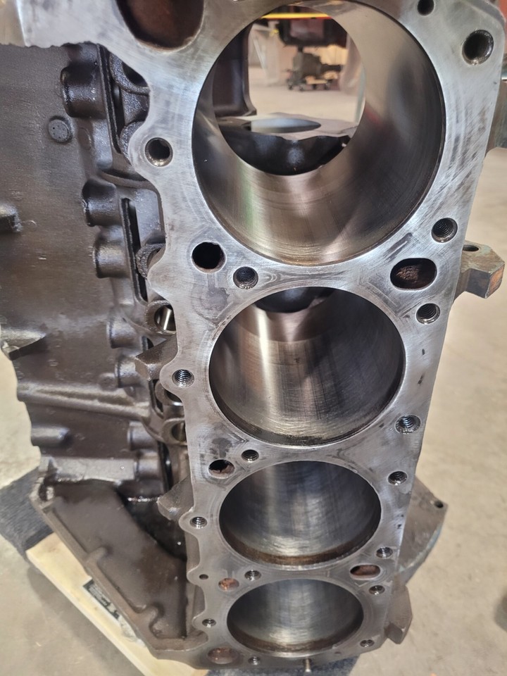 chrysler 400 engine block. nice block the bore ran from 4.342 to 4.345 ...