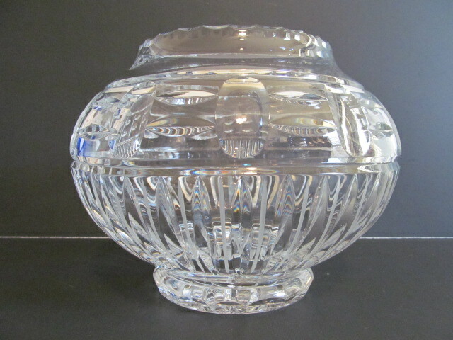 HAND CRAFTED LARGE CRYSTAL BOWL DEEP CUT HEAVY CRYSTAL 7"TALL 9"WIDE 6 ...