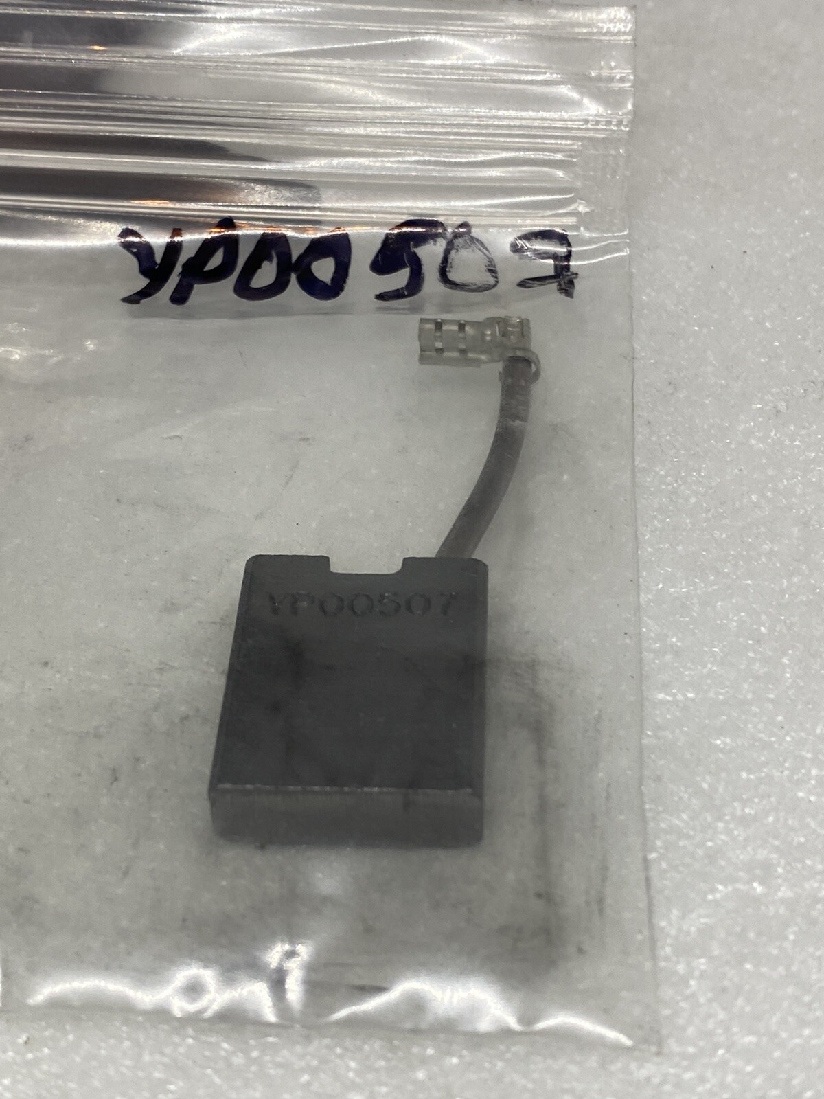 Honeywell YP00507 Graphite Insulated Brush 1-3/8in Terminal for sale ...