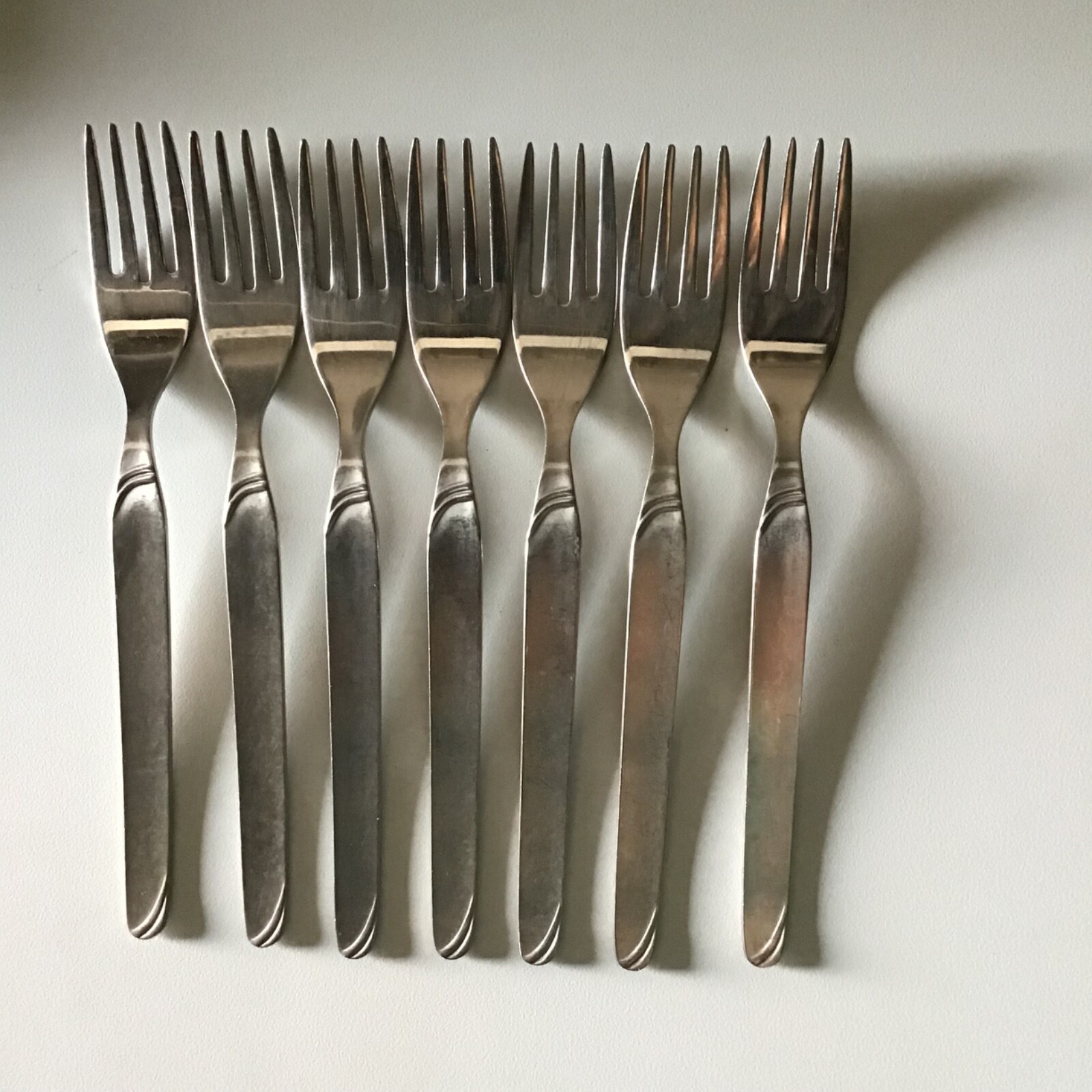 Inox Gnutti 18/10 Unknown Pattern Art Deco Wave Flatware Lot of 7 ...