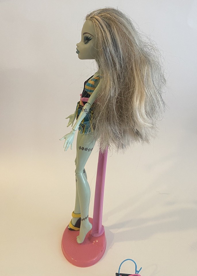 Mattel Monster High Gloom Beach Frankie Stein Doll | eBay