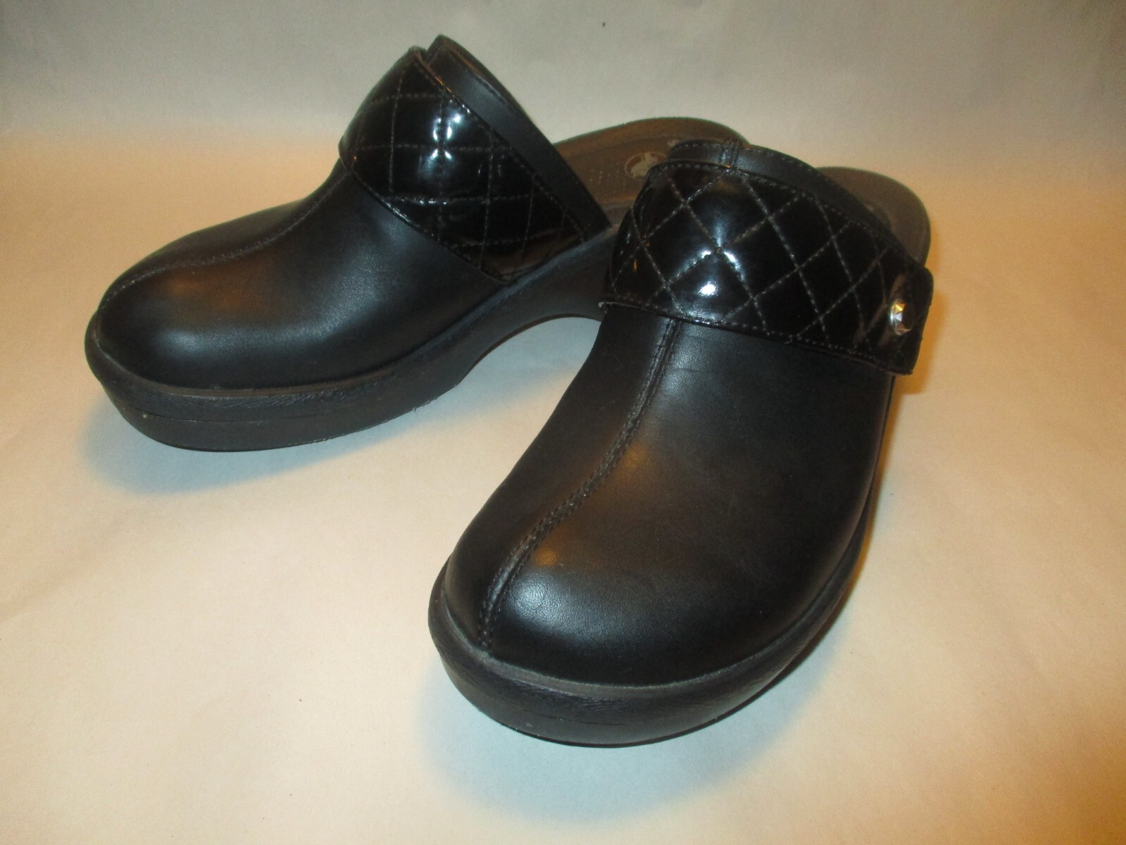 Crocs Cobbler 202301 Womens 8 Black Leather Platform Wedge Heel Clogs ...