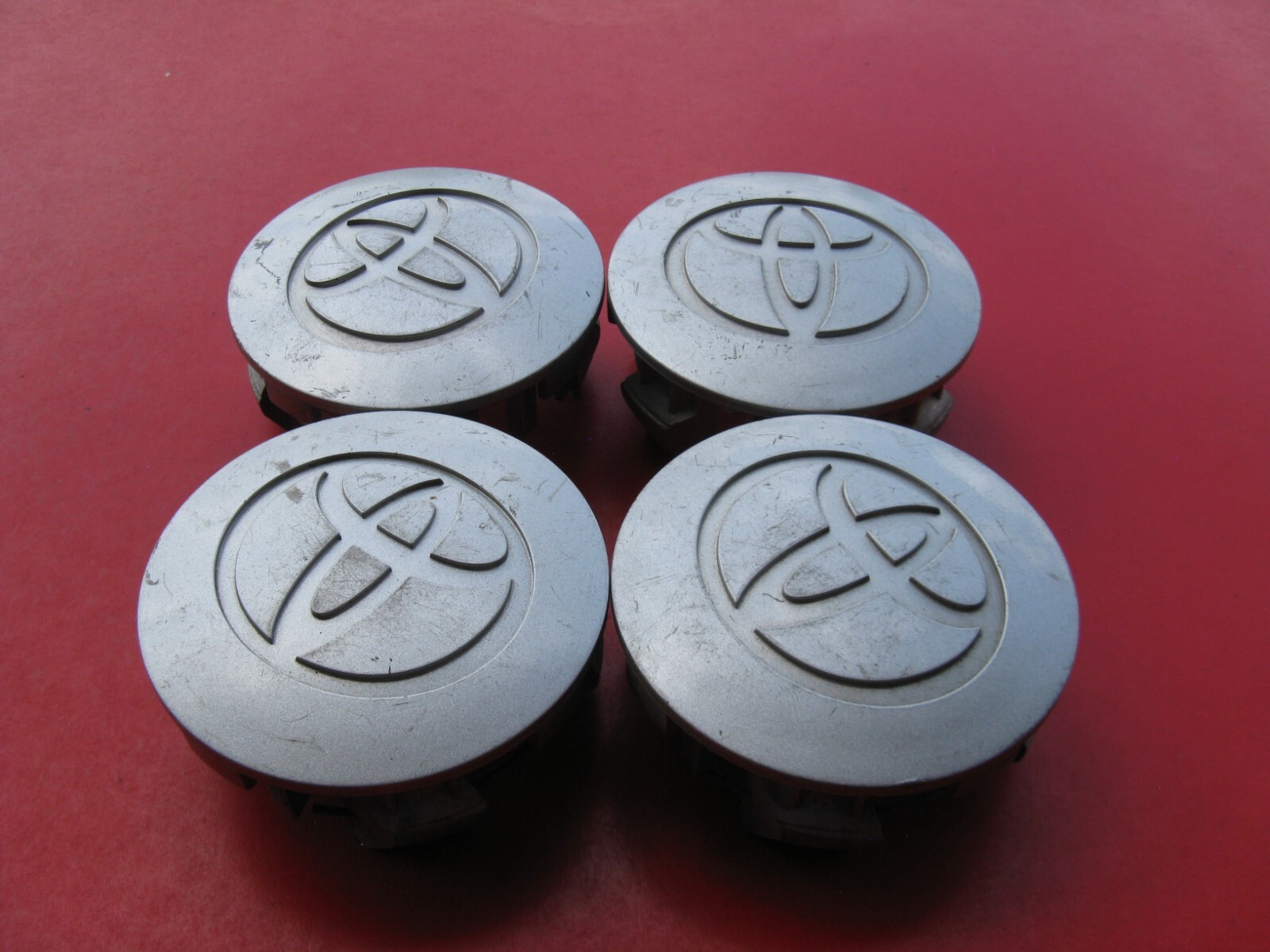 03 04 05 06 07 TOYOTA COROLLA (4) HUB CAP HUBCAP CENTER WHEEL COVER ...