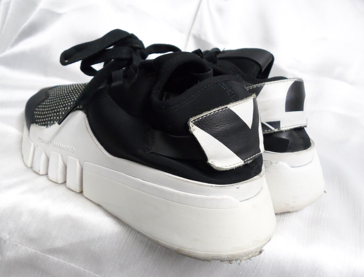 Mens Adidas Y 3 Ayero CG3169 Yohji Yamamoto Black White Sneaker Shoes Mens Adidas Y 3 Ayero CG3169 Yohji Yamamoto Black White Sneaker Shoes