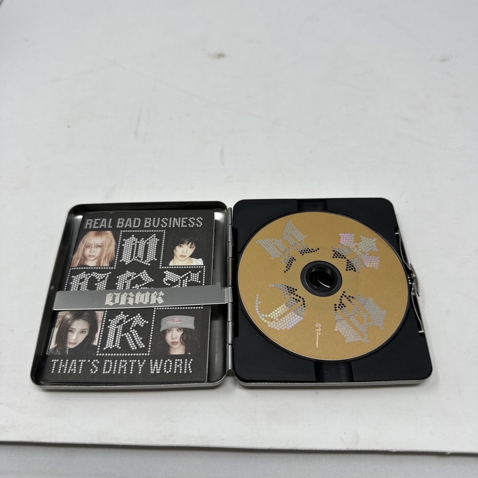 AESPA DIRTY WORK Single DIRTY CASE Ver./Mini SILVER CD + Book EXCLUSIVE ...