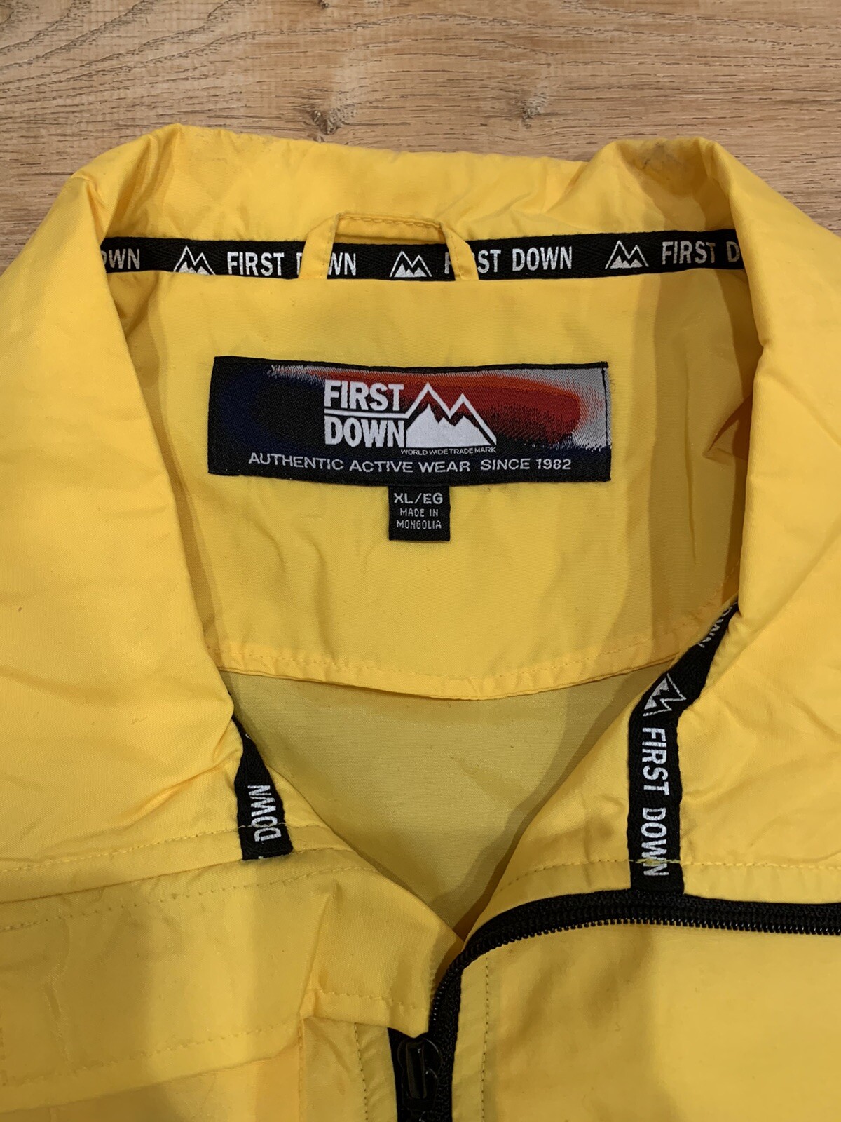 First Down Yellow Windbreaker Jacket Mens XL Raincoat | eBay