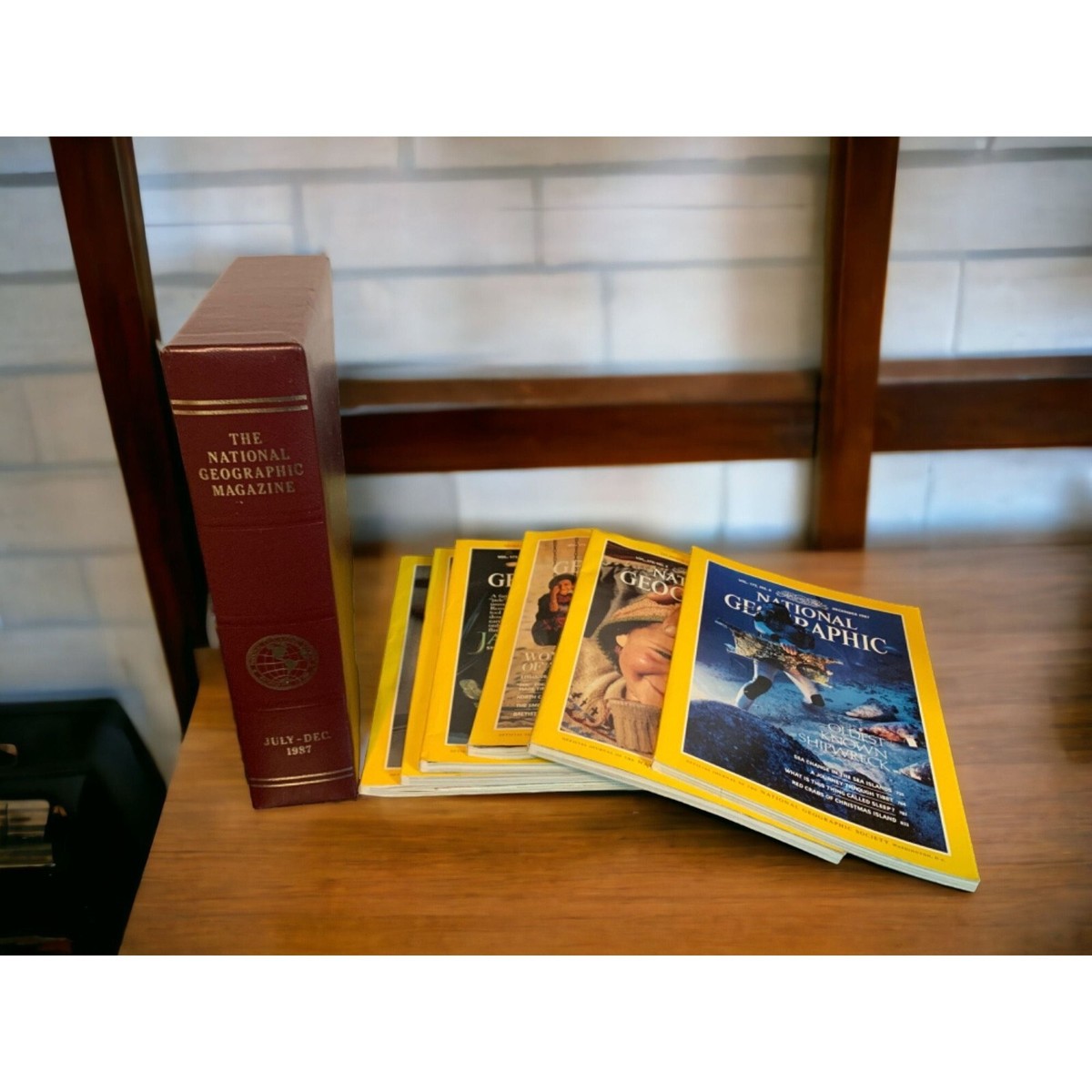 National Geographic Magazine Size