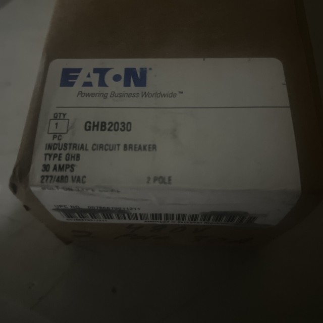 Eaton GHB2030 30A Molded Case Circuit Breaker - Black for sale online ...