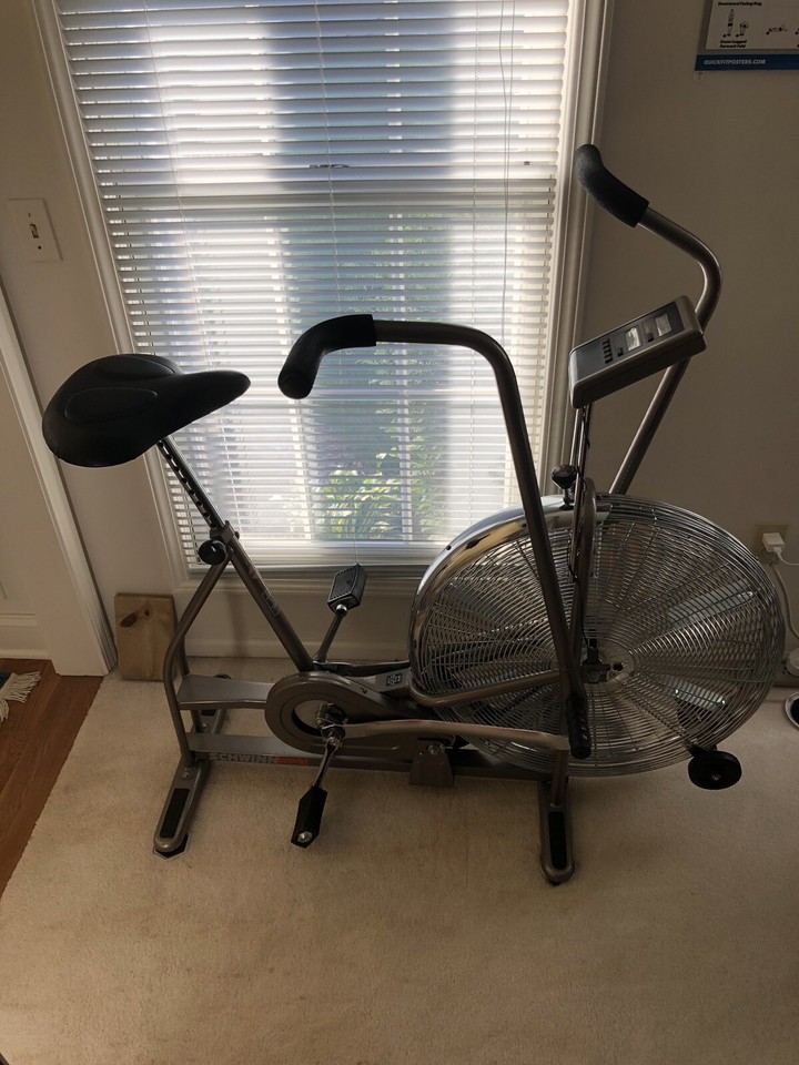 SCHWINN AIRDYNE EXERCISE BIKE, Great For Rehab, digital Displays, Wind ...