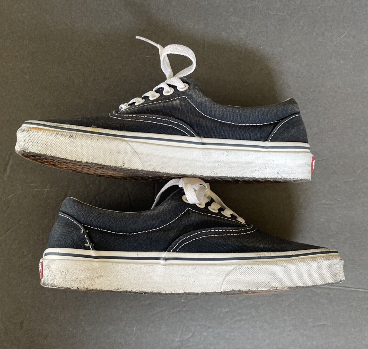 Thrashed VANS Classic Era Black/White Canvas Shoes Sn… - Gem