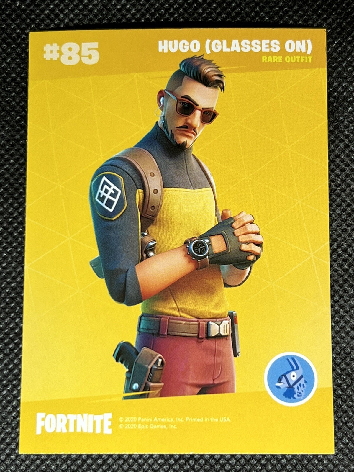2020 Panini Fortnite Series 2 HUGO (GLASSES ON) #85 RARE OUTFIT | eBay