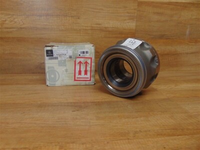 Front Wheel Hub, Cast Version Genuine Mercedes 739 - A9603300425 | eBay