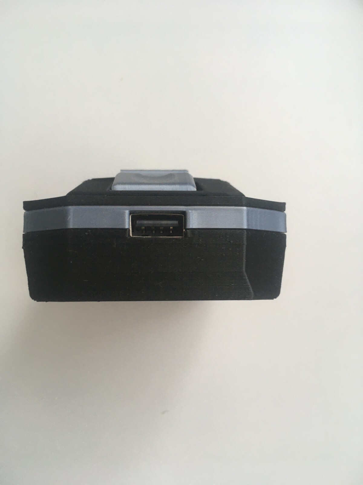 Ferrex 20/40V Battery to Ferrex 18V Tool Adapter with Fast Charging USB ...