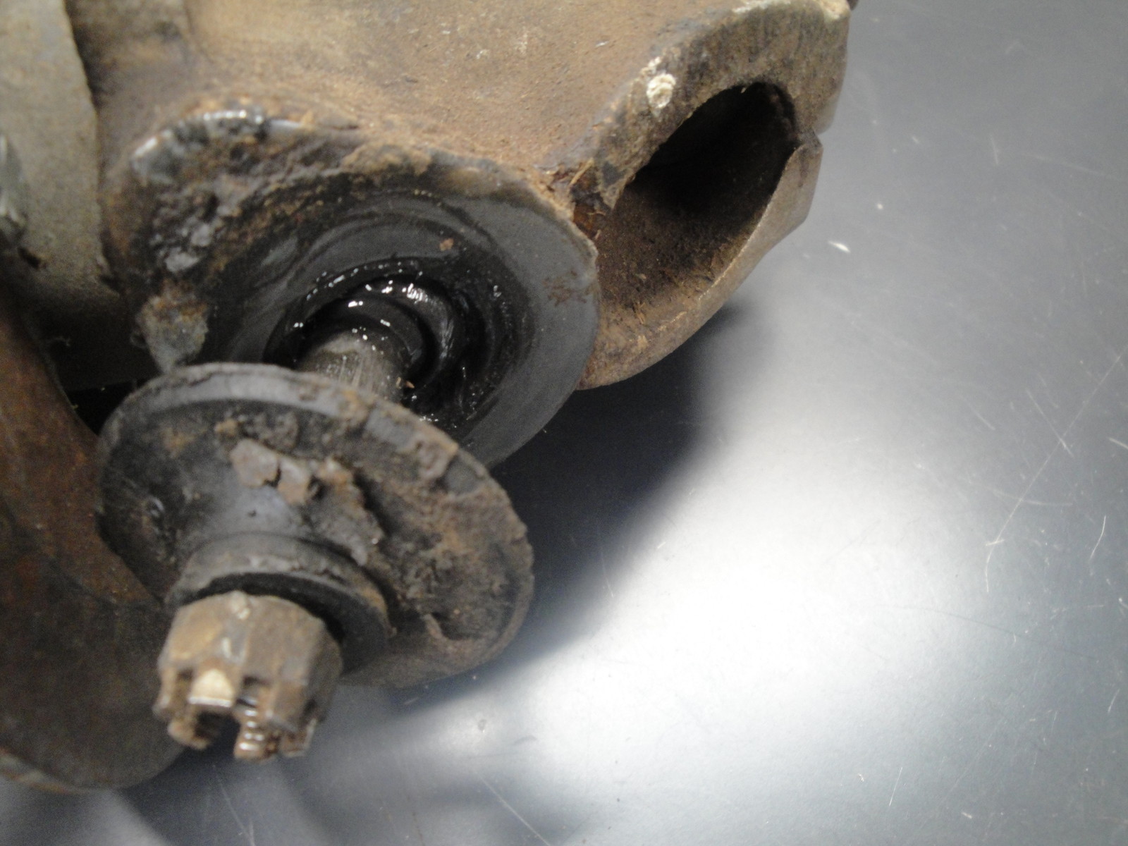 91 1991 POLARIS TRAIL BOSS 350L 350 FOUR WHEELER WHEEL AXLE MOUNT HUB ...