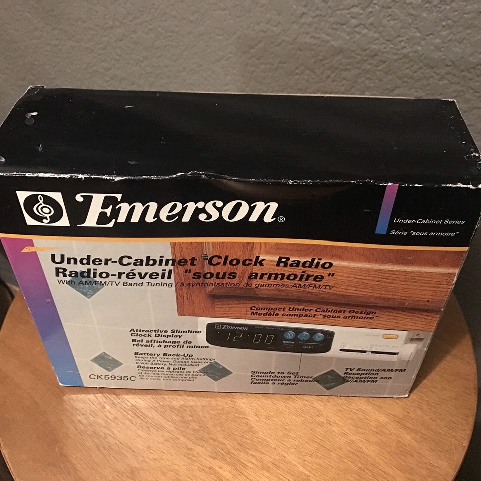 Vtg Emerson Model CK5935C Under Cabinet Space Saver AM-FM Radio Clock ...