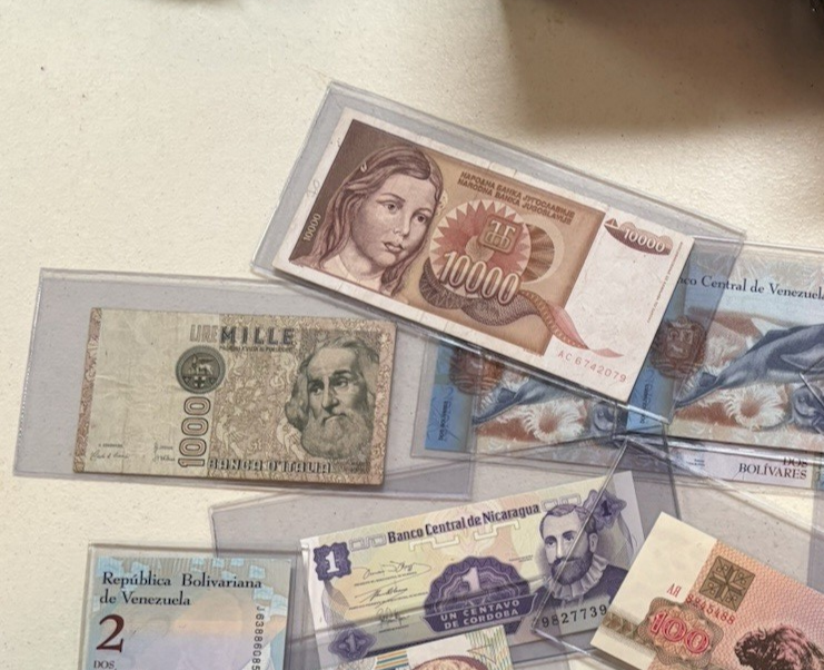 Lot of 18 Foreign Currency Notes Europe Asia Africa In Plastic Sleeves ...