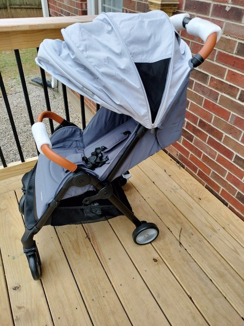 Besrey Lightweight Compact Baby Stroller with One-hand Gravity Fold Mdl ...