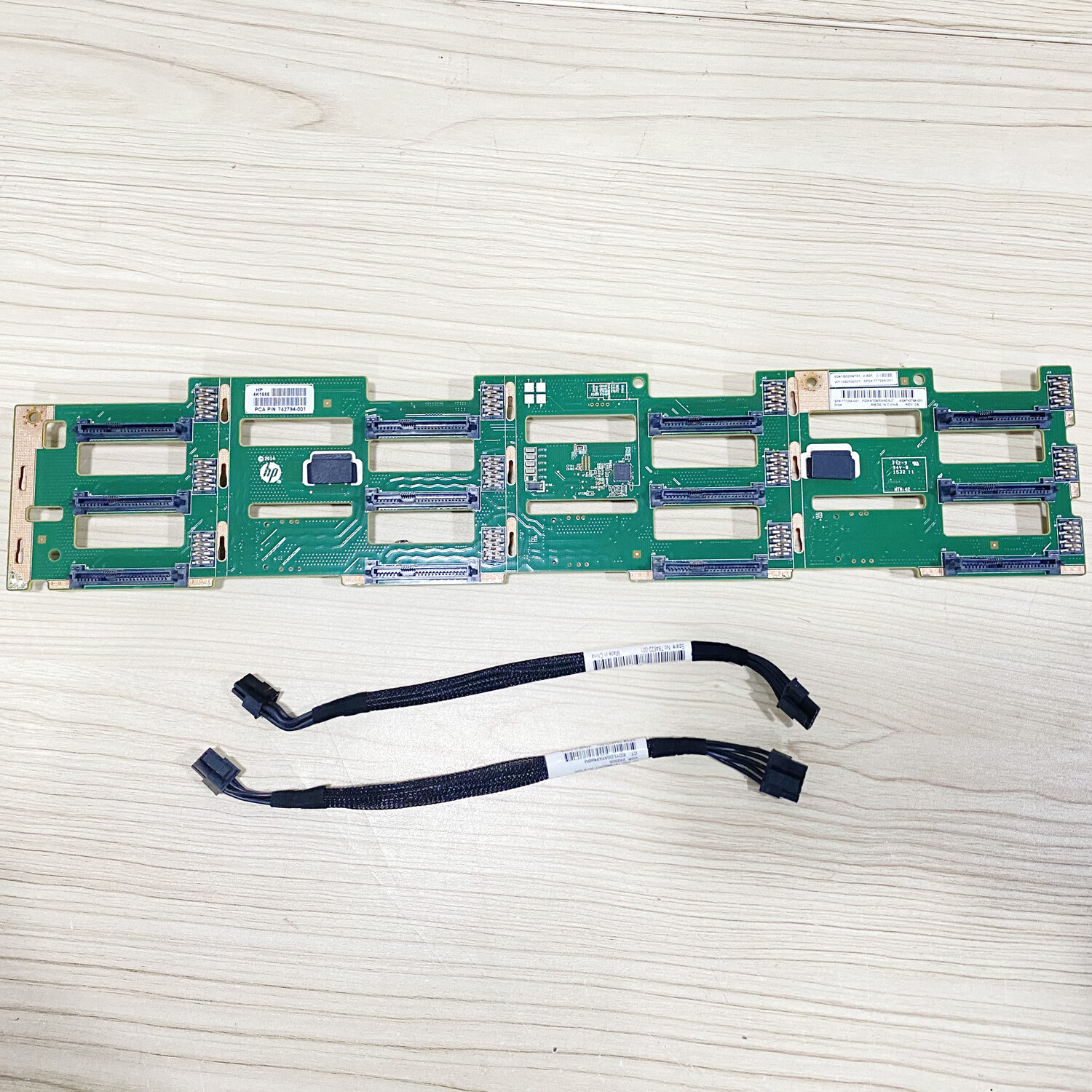 HP 742794-001 777284-001 Back plane for DL380 G9 +747560-001 784622-001 ...