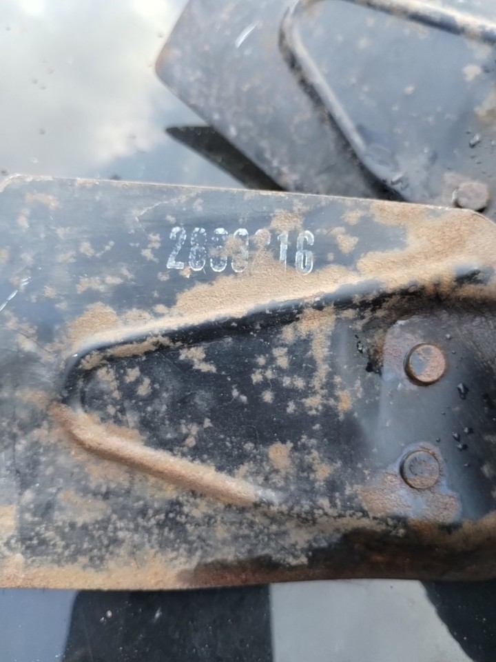 7 Blade Clutch Fan 18.5" Diameter Part #2863216 Mopar Chrysler Dodge ...