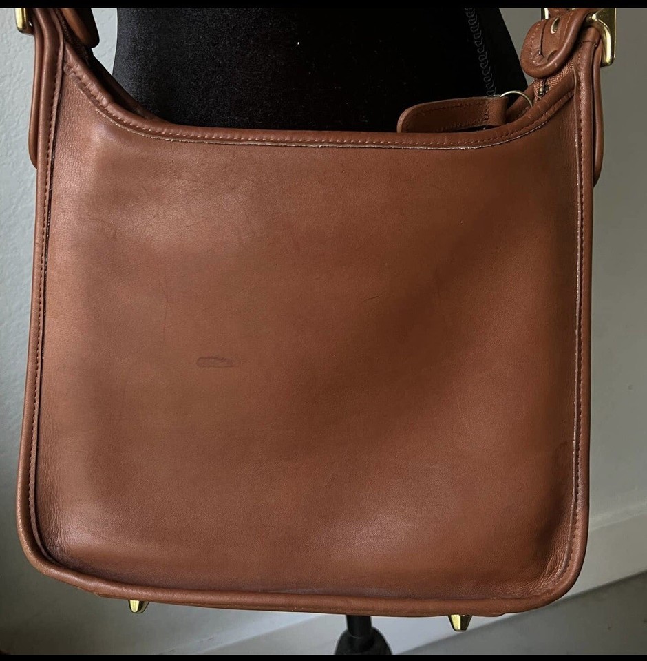 Coach Vintage Legacy Bag Zip #9966 British Tan Leather Shoulder Bag ...