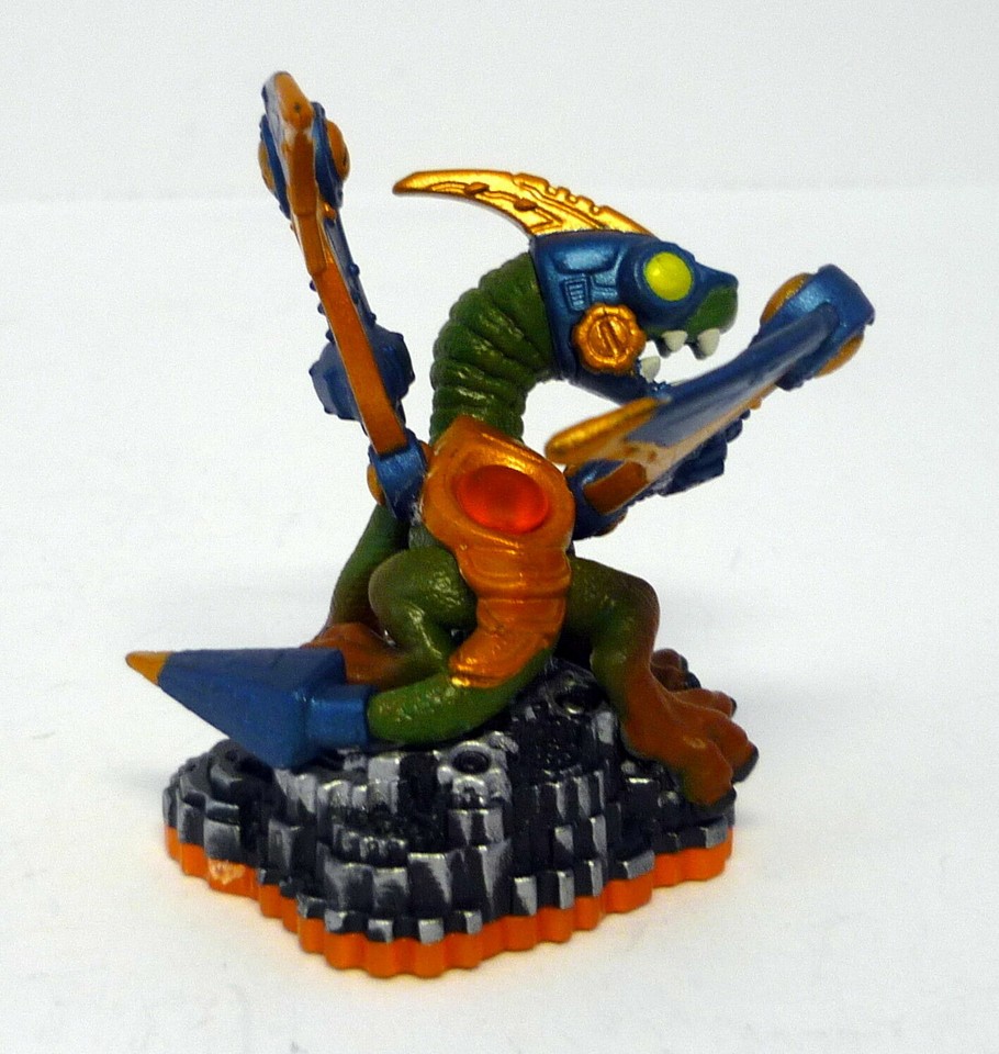 Skylanders Giants Drobot Video Game Figure Tech Element Lightcore 2012 ...