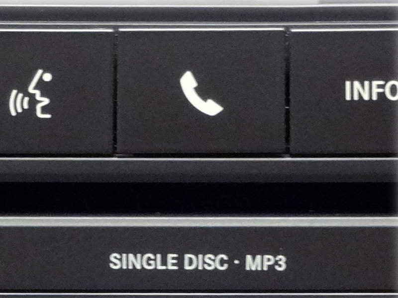 CHRYSLER DODGE JEEP RES Radio MP3 CD Player UConnect Bluetooth ipod Aux ...