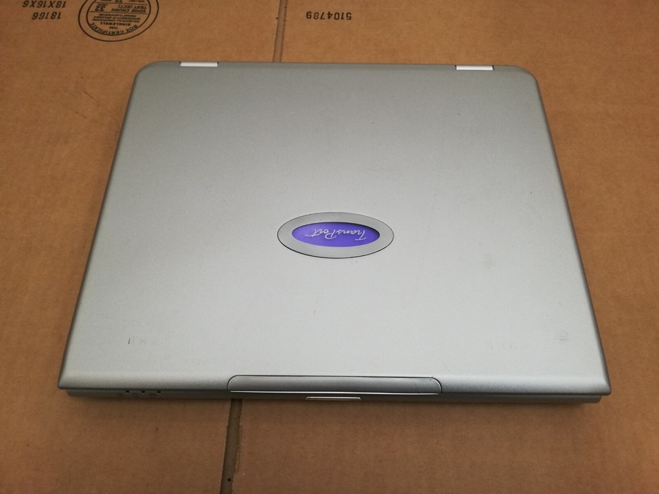 MPC Transport T2200 14" Laptop Intel Pentium M 1.4GHz 1GB RAM - No HDD ...