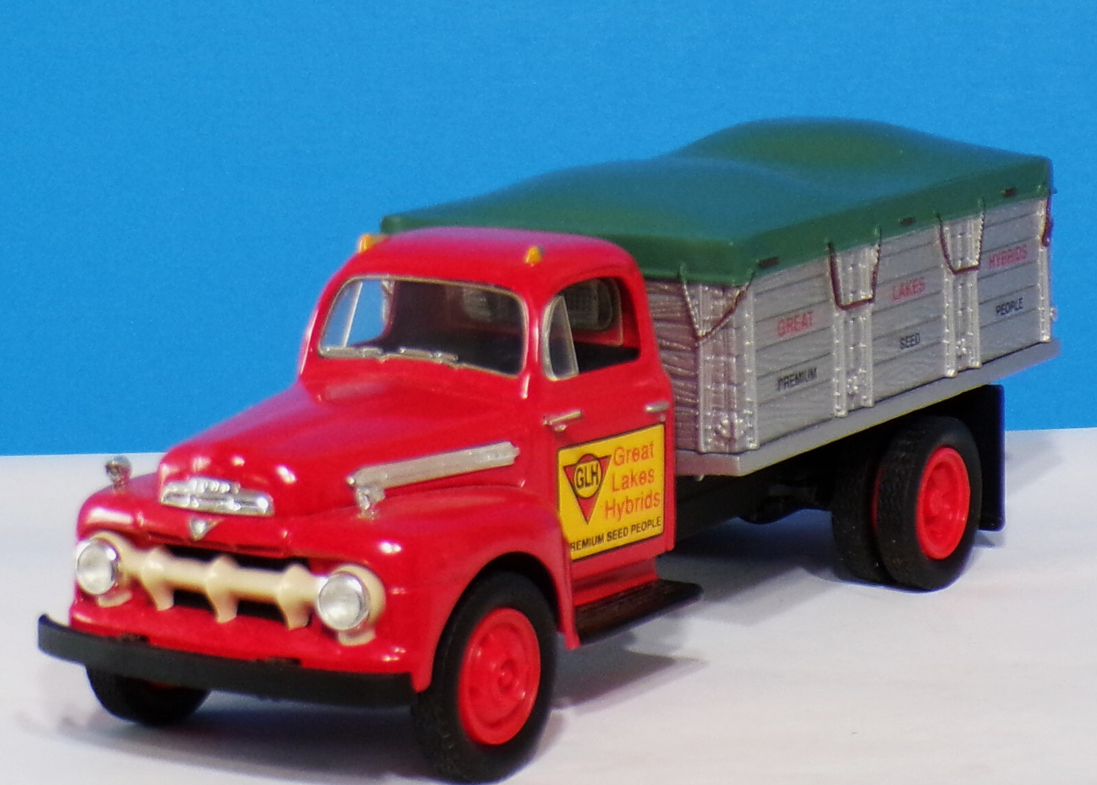 1951 FORD F-6 DIE CAST 1/34th MODEL FIRST GEAR TRUCK WITH THE ORIGINAL ...