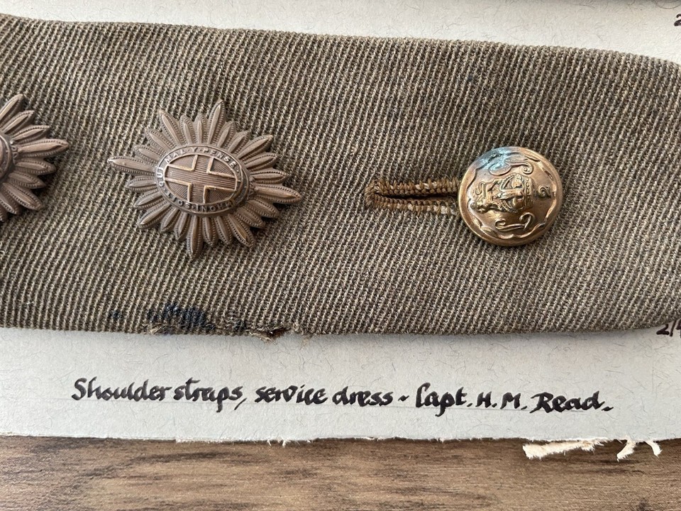 British Cavalry WWI The Life Guards tunic shoulder boards to Captain H ...