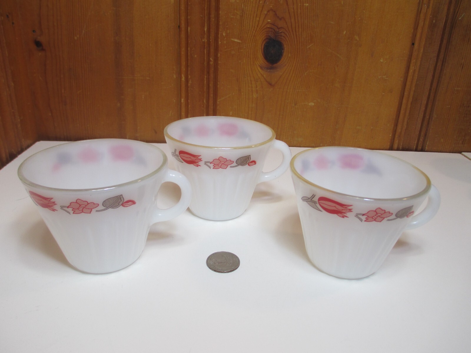 3 Vintage Termocrisa White Milk Glass Red Floral Tulips 8oz Coffee Mugs ...