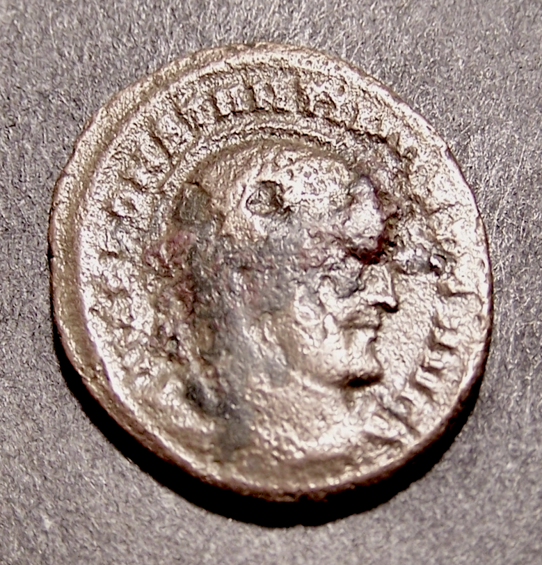 CONSTANTINE, 2 Victories @ Altar, RARE Imperial Roman Coin, 318 AD, 18 ...